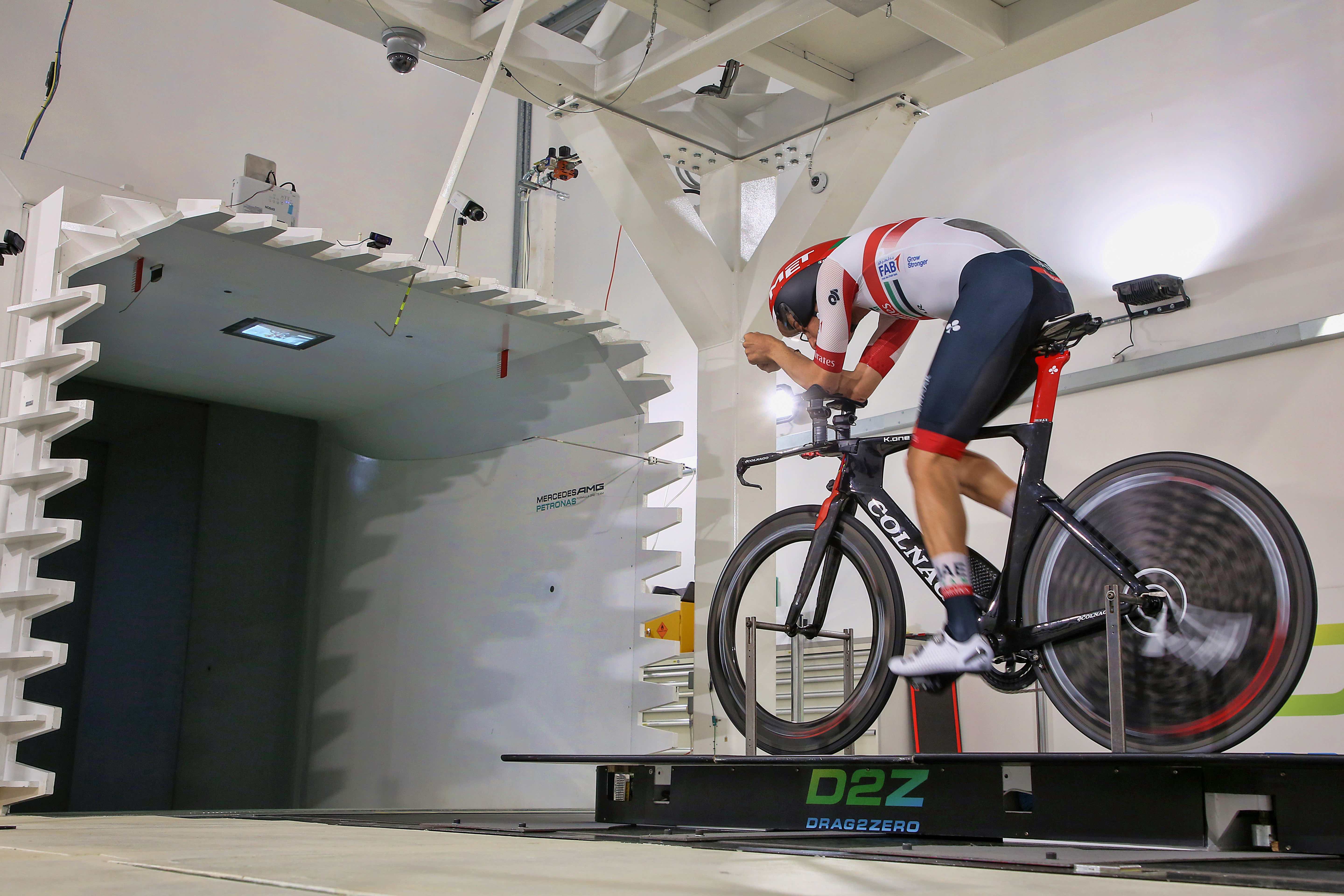 Aru and Martin testing in the Silverstone wind tunnel - UAE team Emirates