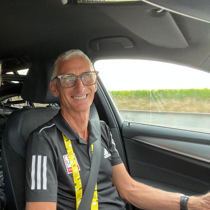 Allan Peiper to step back from team duties - UAE team Emirates